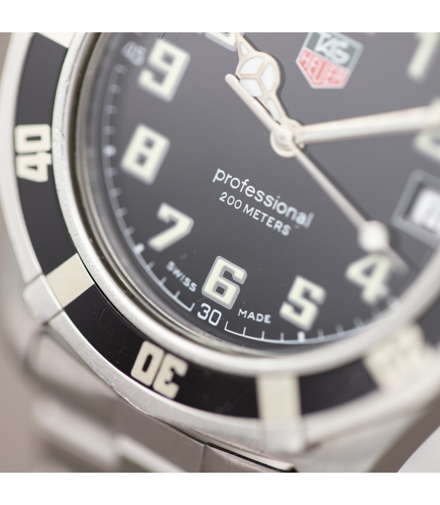 TAG Heuer Professional - Vintage Men's Quartz Dive Watch - Ref. WM1112