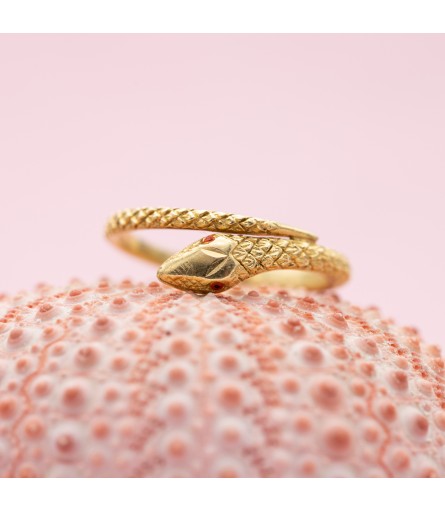Solid 18 k gold Snake ring - Victorian symbol of eternal Love
