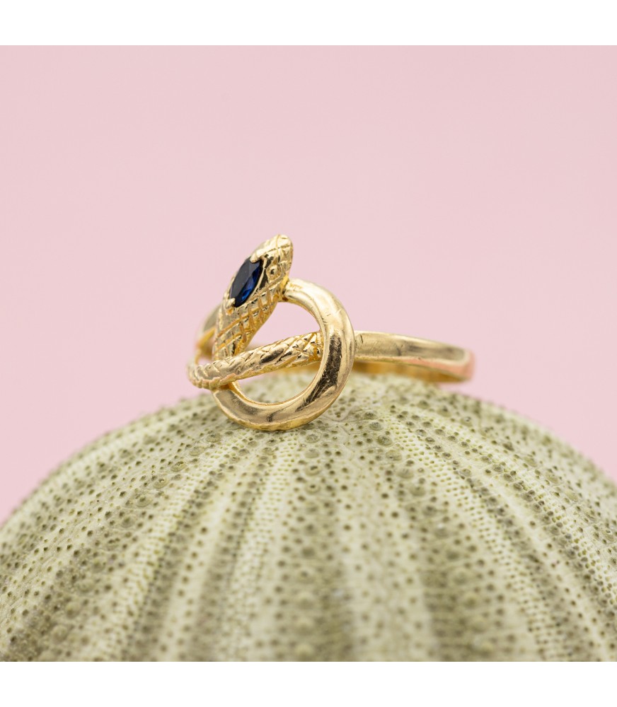 Solid 18 k gold Snake ring - Victorian symbol of eternal Love