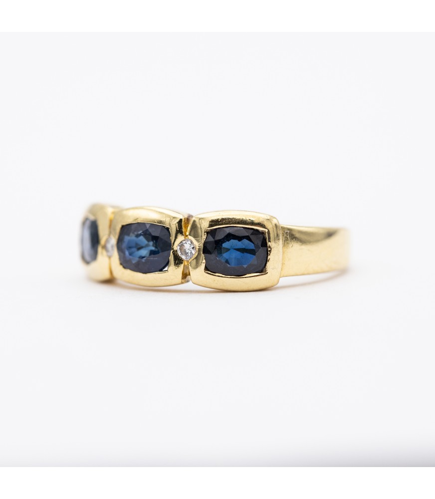 18k French Augis ring - 18 ct solid gold sapphire and diamond ring