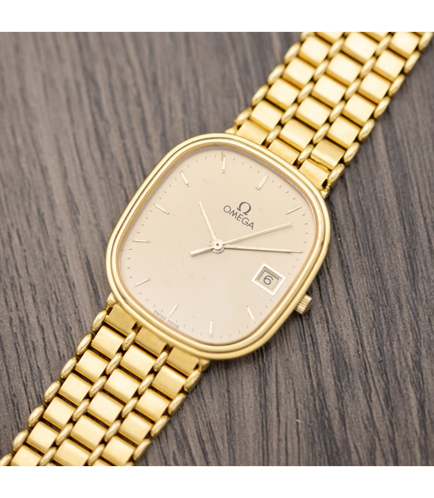 Omega Quartz - Rare Vintage Men's 18k Solid Yellow Gold Watch - Ref ...